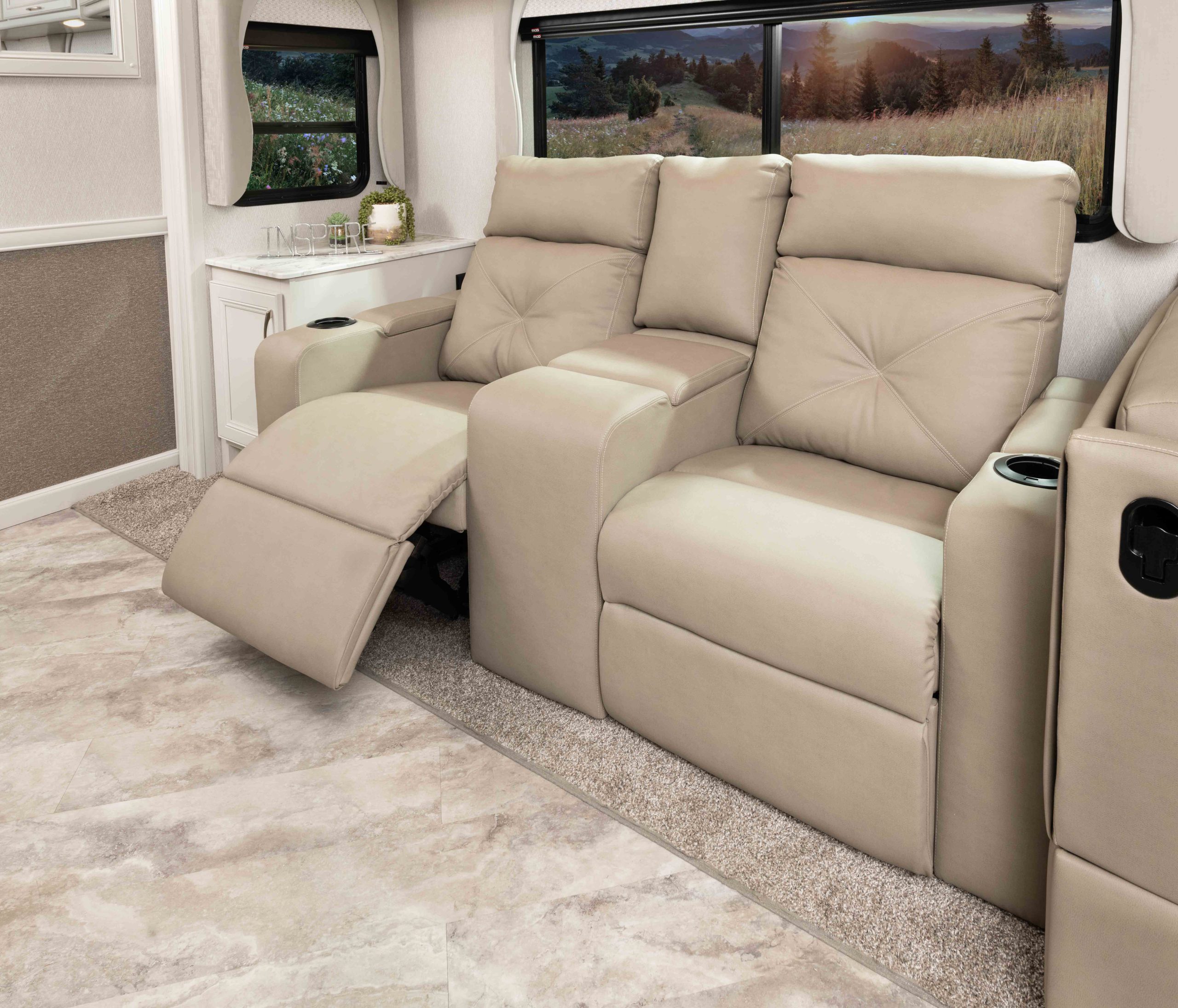 2023 Bounder - Greatest Selling Class A Gas RV - Fleetwood RV