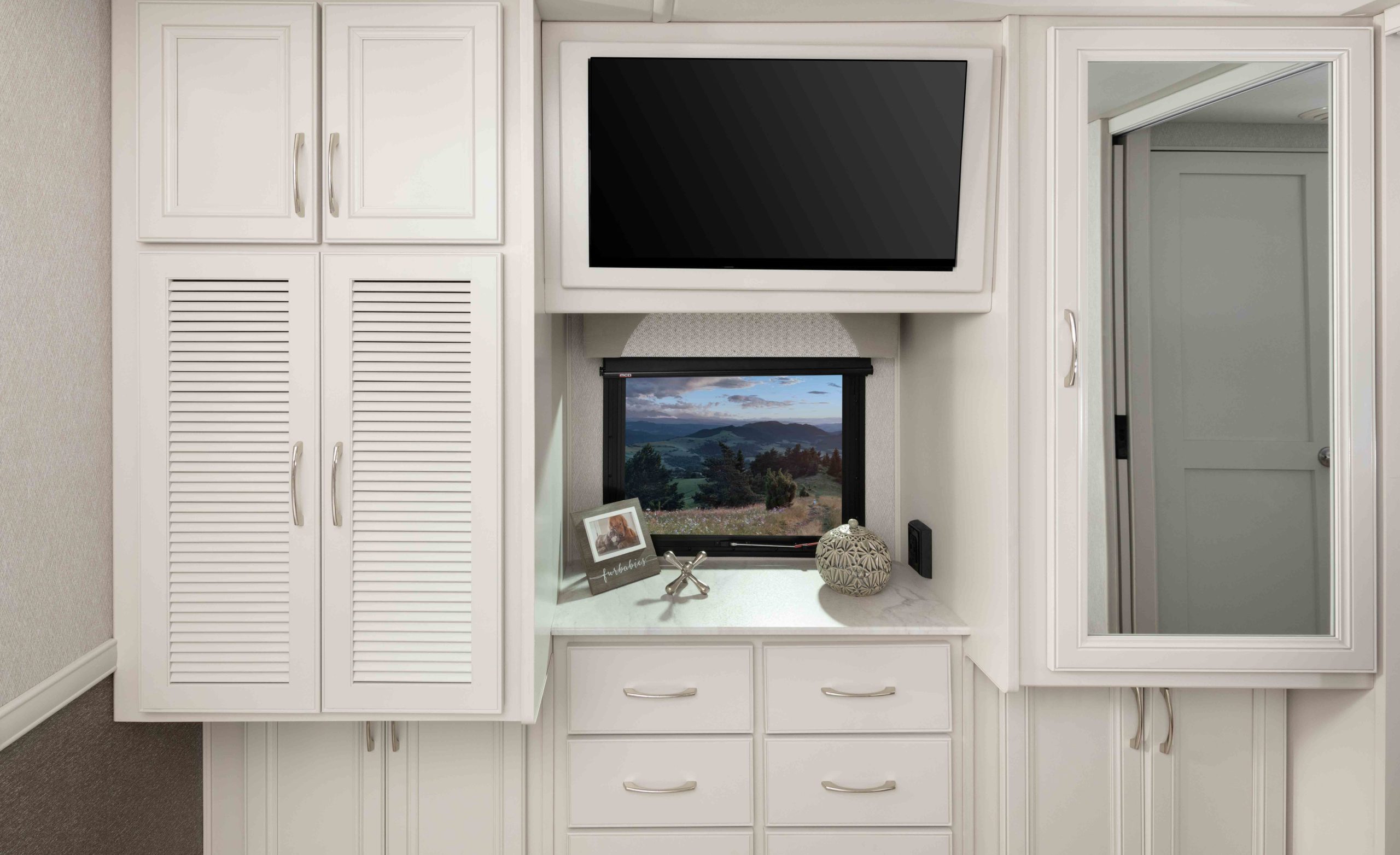 2023 Bounder - Greatest Selling Class A Gas RV - Fleetwood RV