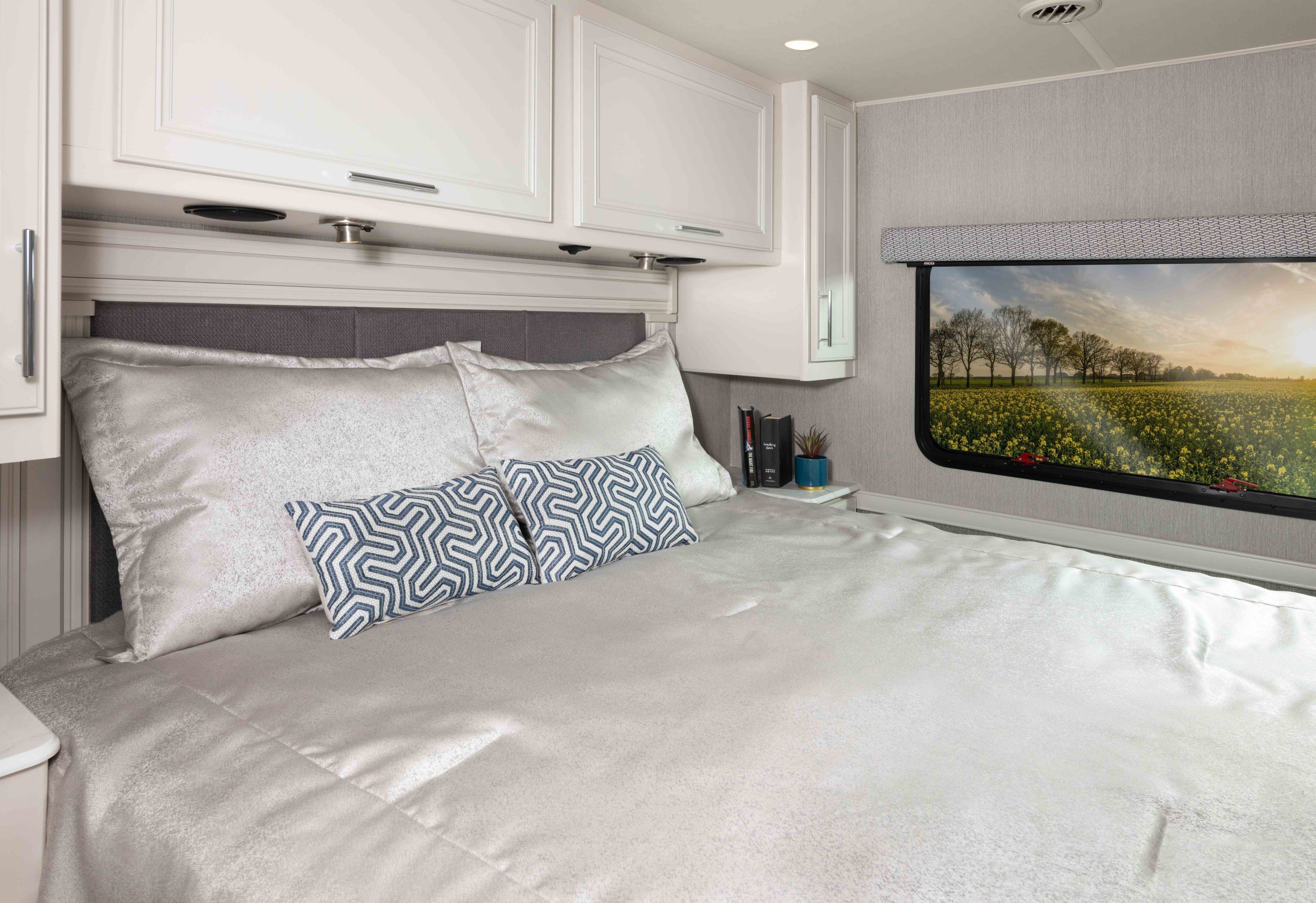 2023 Flex - All New Bigger & Better Class A Gas RV - Fleetwood RV