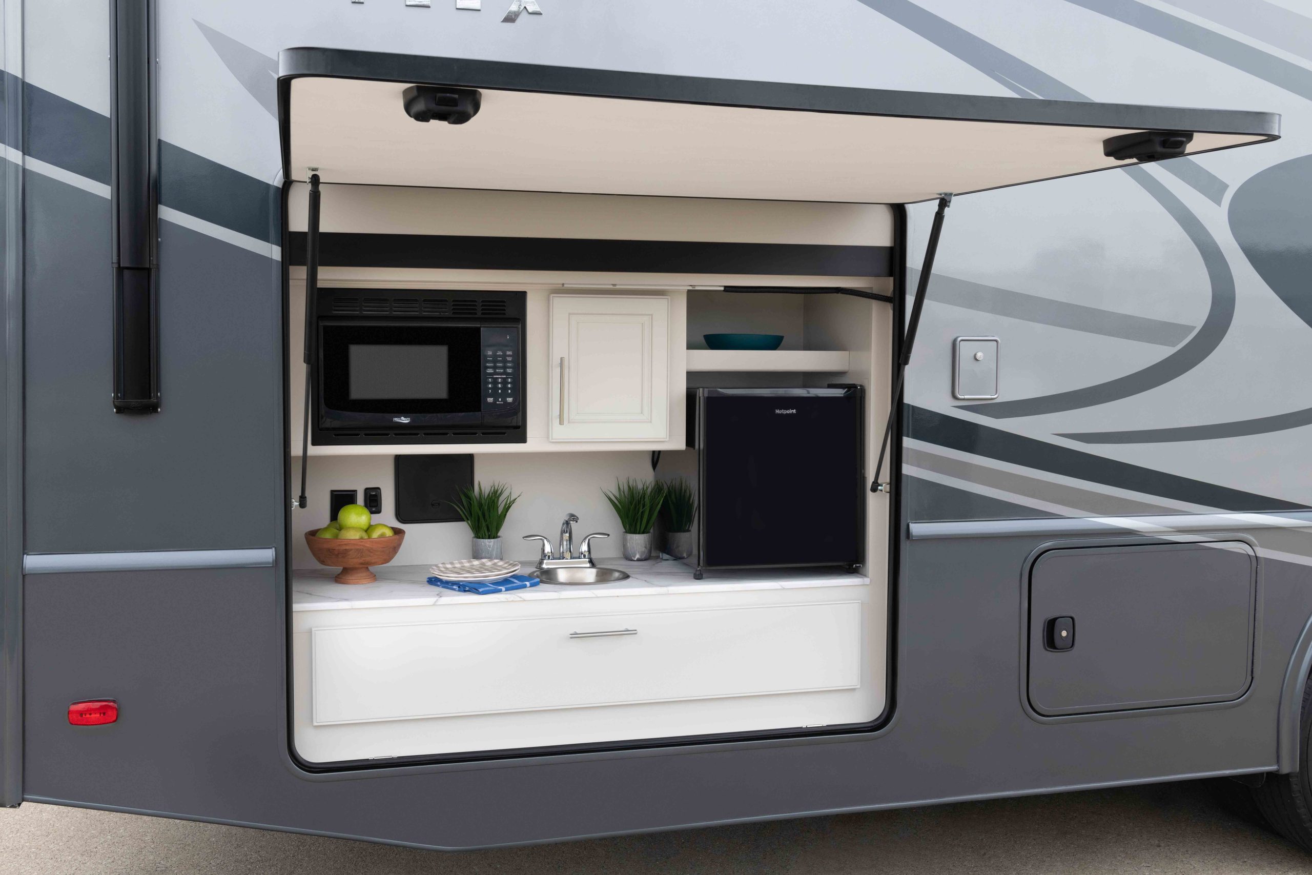 2023 Flex - All New Bigger & Better Class A Gas RV - Fleetwood RV